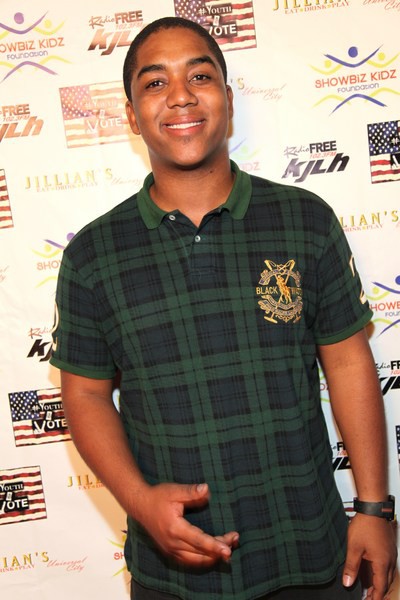 Christopher Massey Doblaje Wiki Fandom Powered By Wikia