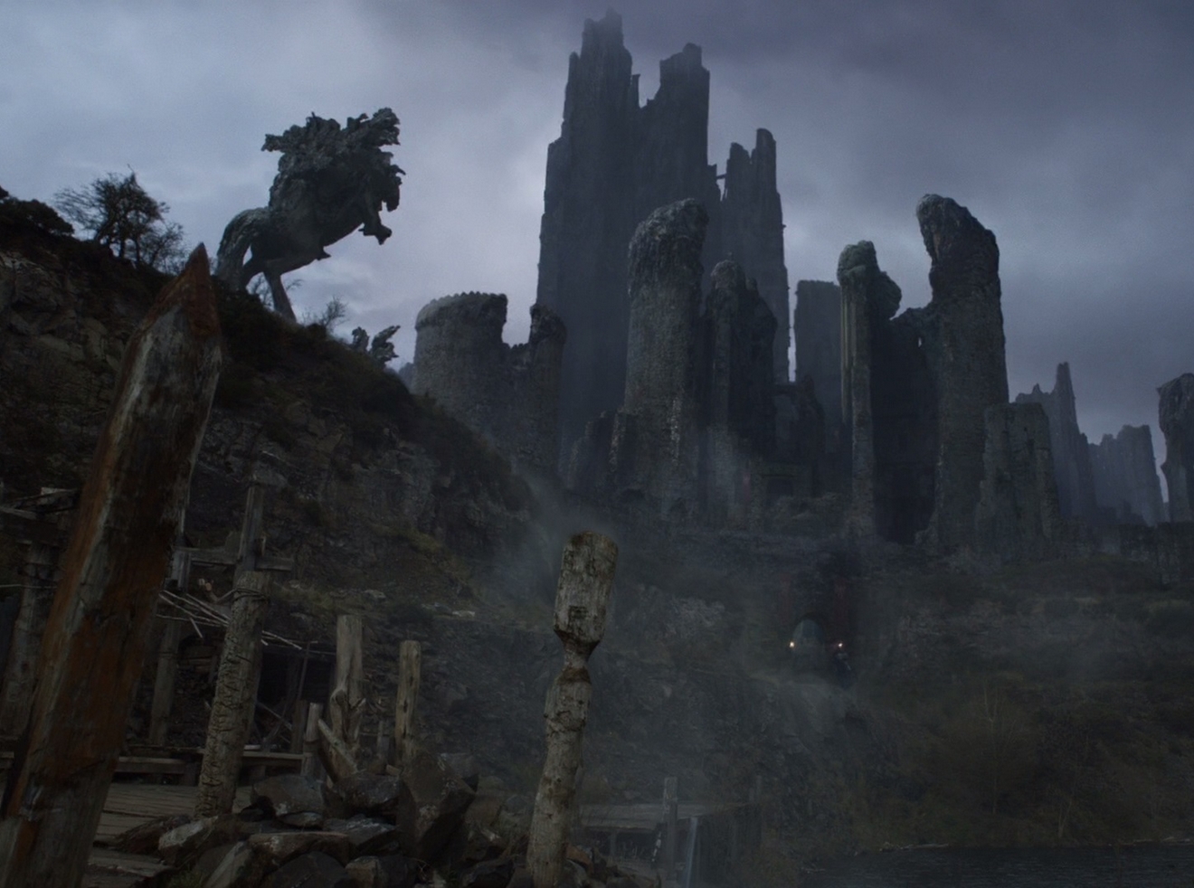 Harrenhal | Wiki Game of Thrones | FANDOM powered by Wikia Harrenhal | Wiki Game of Thrones | FANDOM powered by Wikia