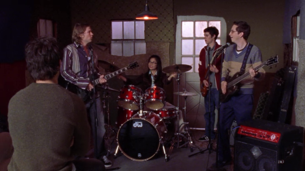 Keg Max Gilmore Girls Wiki Fandom Powered By Wikia