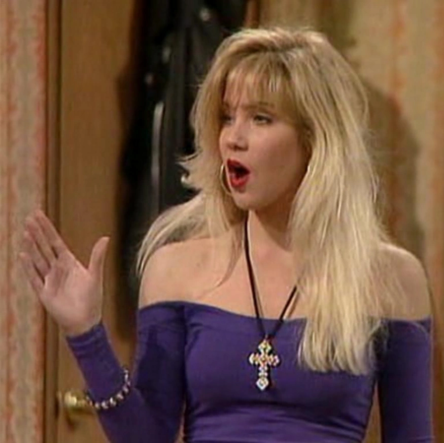 Archivo:Kelly bundy-matrimonio con hijos.png | Doblaje Wiki | Fandom ...