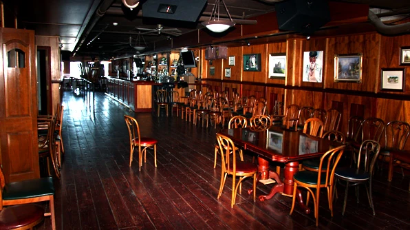 Kell's Irish Restaurant Pub