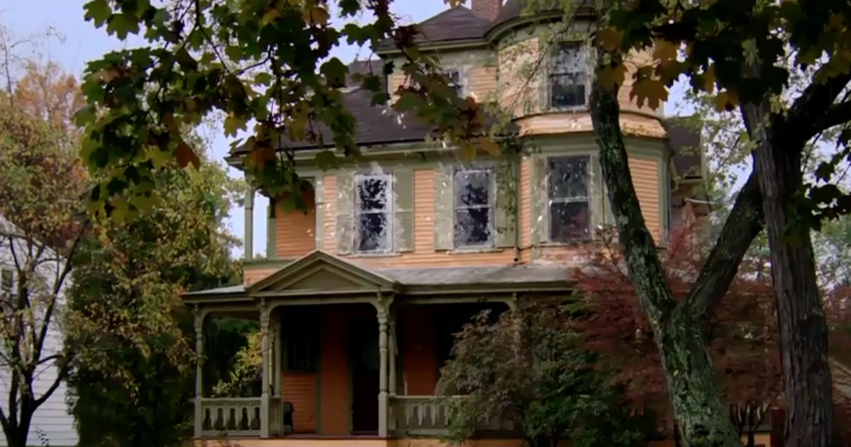 Image - Rooney House Falling Apart!.png | Liv and Maddie Wiki | Fandom ...