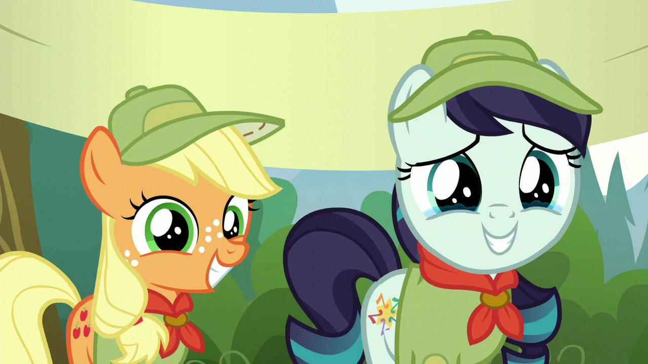 Image - Rara and Applejack smiling S5E24.png | My Little Pony ...