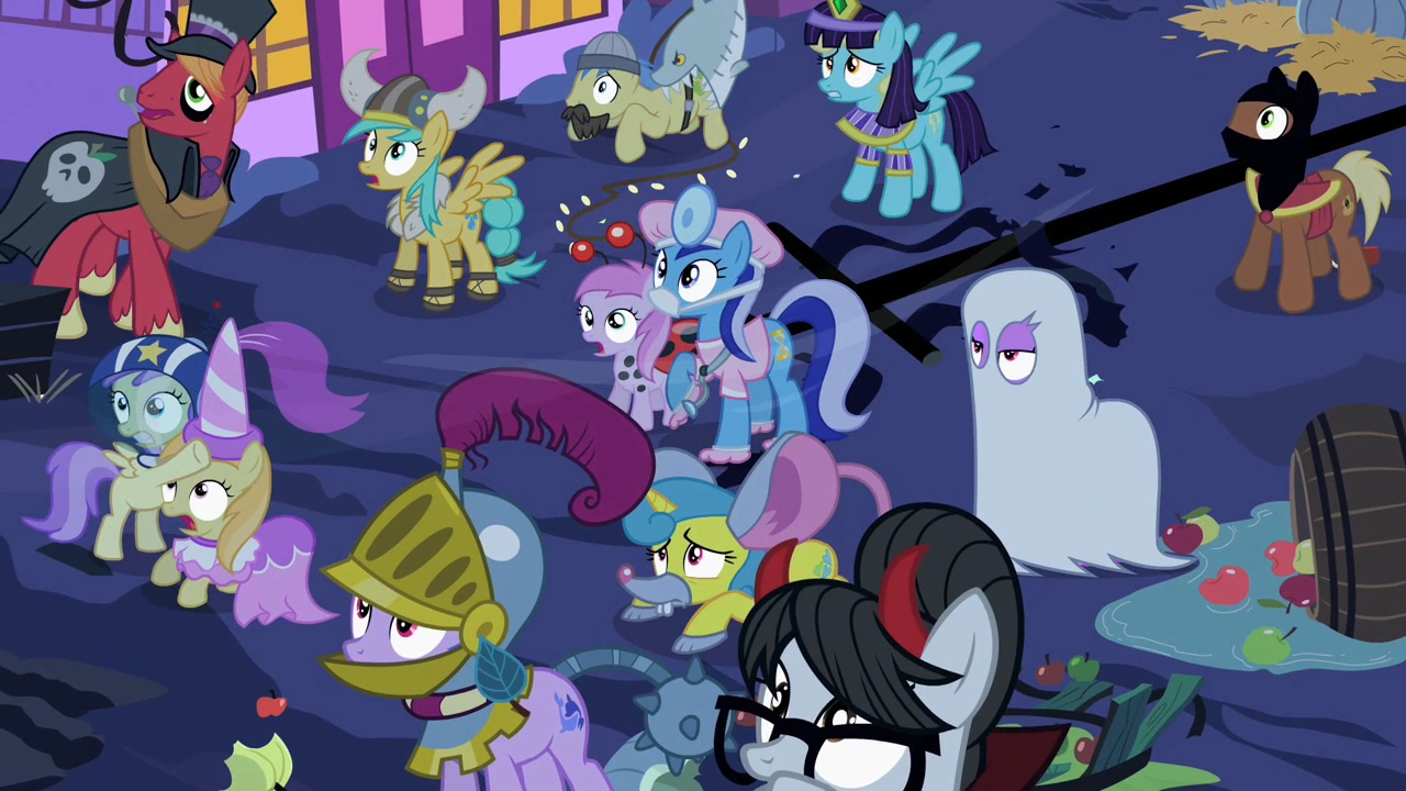 Image - Ponyville Scared S2E4.png | My Little Pony Friendship is Magic ...