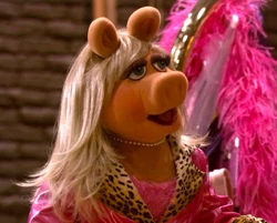 Miss Piggy Through the Years | Muppet Wiki | Fandom powered by Wikia