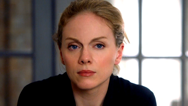 Who Plays Louis Therapist In Suits | semashow.com