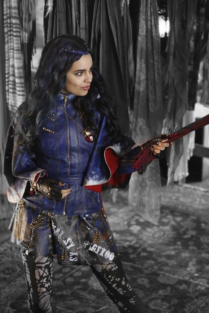 Image - Evie Promo.jpg | Descendants Wiki | FANDOM powered by Wikia Image - Evie Promo.jpg | Descendants Wiki | FANDOM powered by Wikia