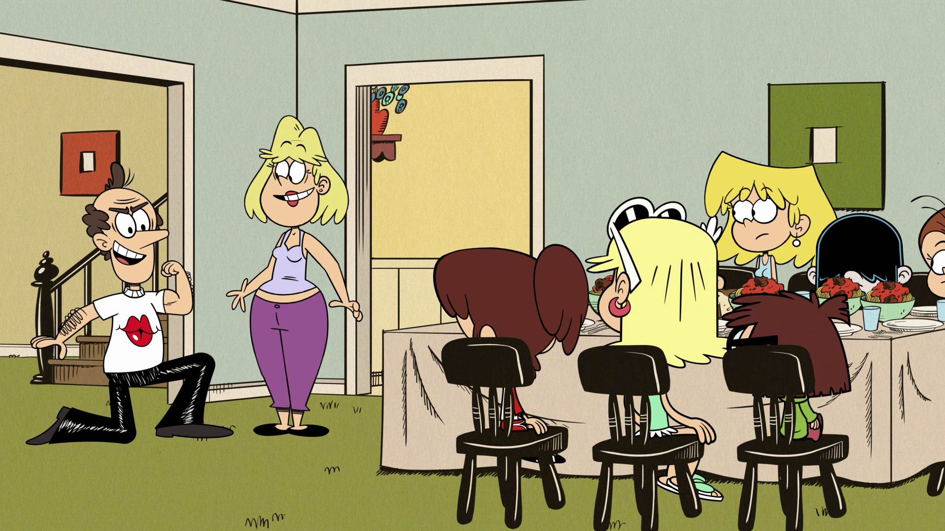 Image S2e18b Lynn Sr Flexes His Armpng The Loud House Encyclopedia Fandom Powered By Wikia