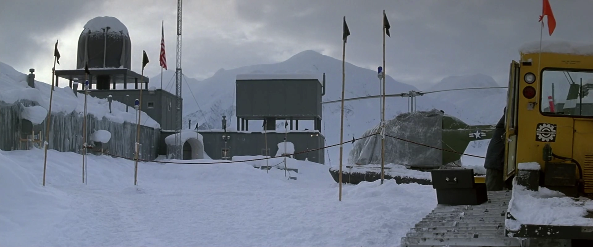 Image - US Outpost 31 Exterior (2) - The Thing (1982).png | The Thing ...