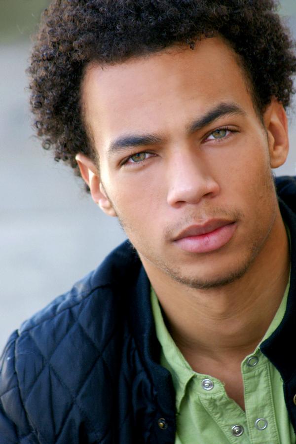 Kendrick Sampson Wiki Vampire Diaries France Fandom Powered By Wikia
