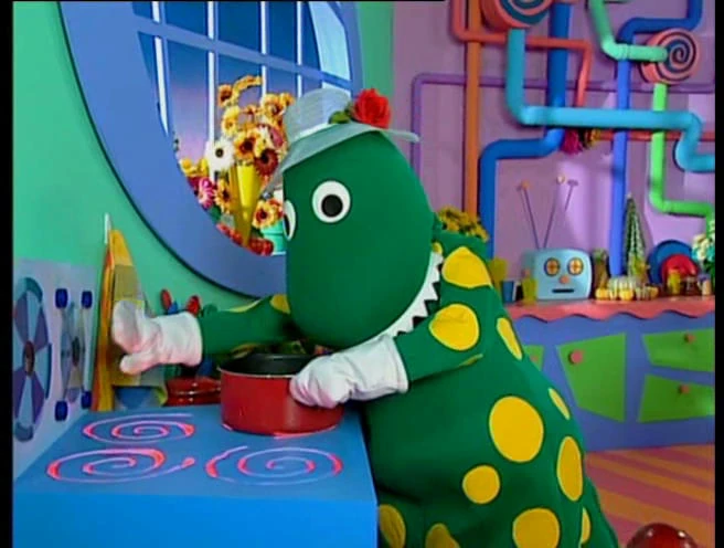 Image - DorothyTurningOfftheStove.jpg | Wigglepedia | Fandom powered by ...